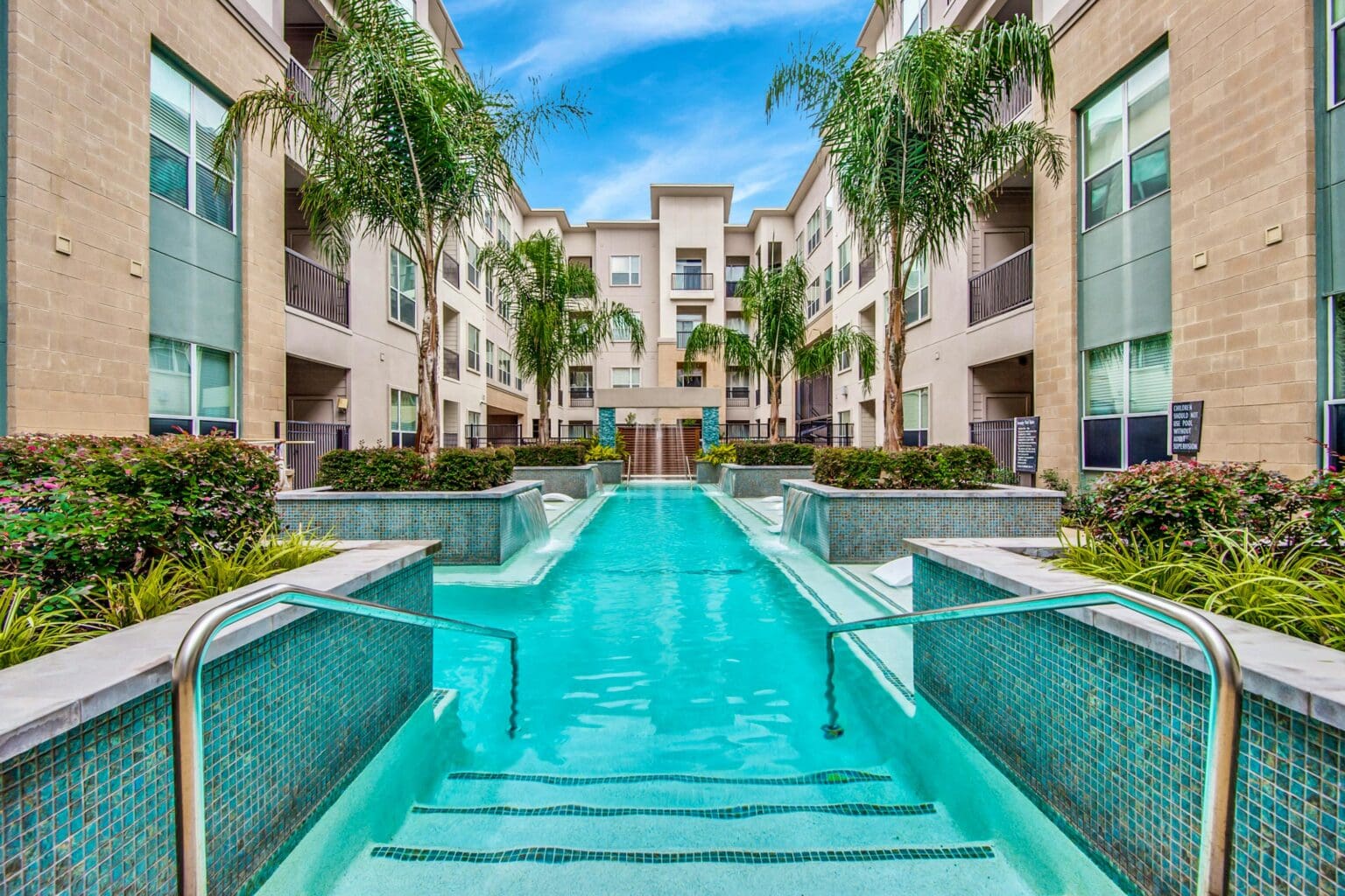 DOMAIN AT CITY CENTRE by DECO - 811 Town and Country Blvd | Houston ...