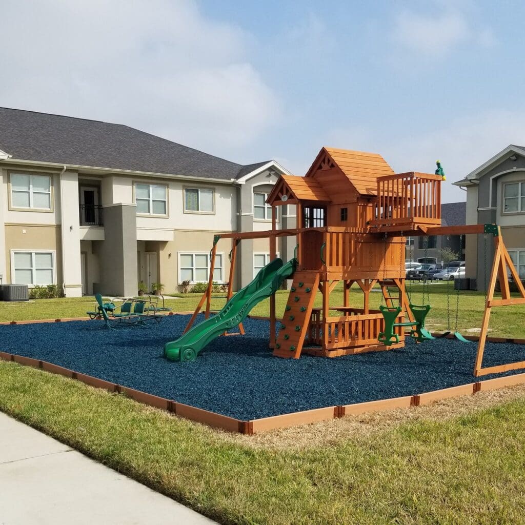 DOREL LAREDO by DECO - 302 Bob Bulluck Loop | Laredo | TX 78043 - DECO ...